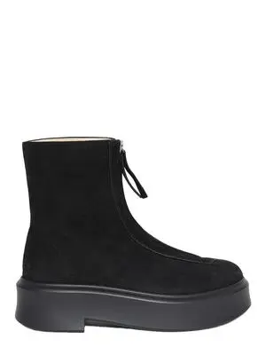 THE ROW Zipped Boots Black