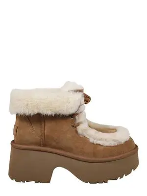 UGG Boots - Brown