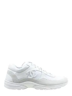 Chanel Cc Logo Sneaker - White