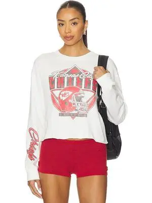 Junk Food Chiefs Helmet Crop Sweatshirt - Vintage White