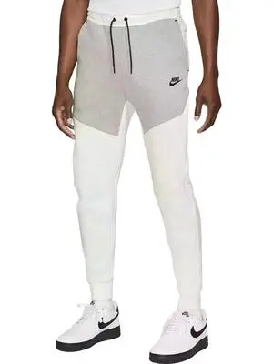 Nike Tech Fleece Joggers - White
