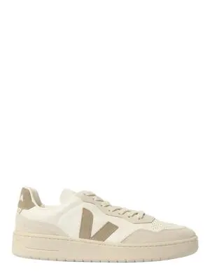 VEJA Low Top Sneakers - White