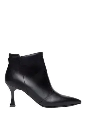 NEROGIARDINI Mid Heel Pointy-toe Booties - Black