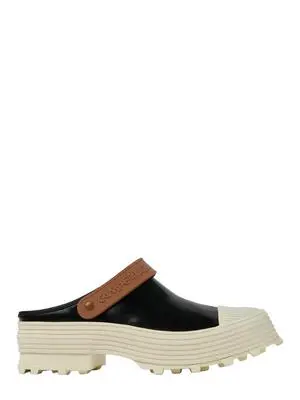 Camper Clogs - Black