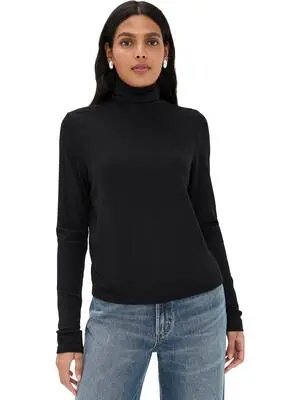 Vince Essential Turtleneck - Black