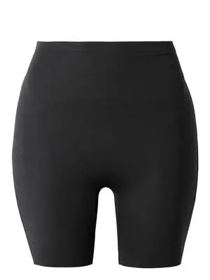 SKIMS Hip Enhancing Padded Shorts - Black