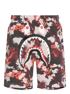 A BATHING APE® Camouflage-patterned Shorts - Red