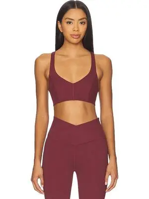 WELLBEING + BEINGWELL Flowwell Lexie Sports Bra In Burgundy - Port Royale