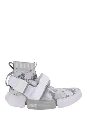 LI-NING Essence 2 Buckle Up Sneakers - Grey