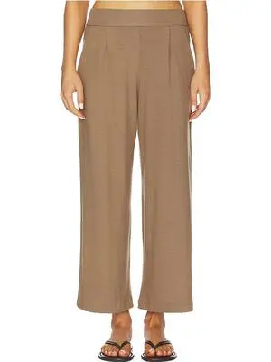 LESET Lauren Crop Pleated Pocket Pant - Walnut