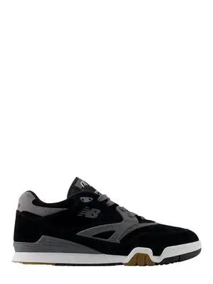 NEW BALANCE Numeric 770 Sneakers - Black