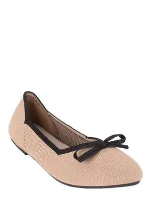 Tahari Tortuga Ballet Flat Camel/black