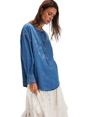 TRICIA FIX Daisy Denim Dreaming Top