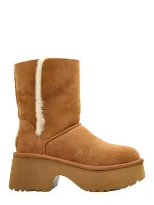 UGG Heeled Snow Boots Brown