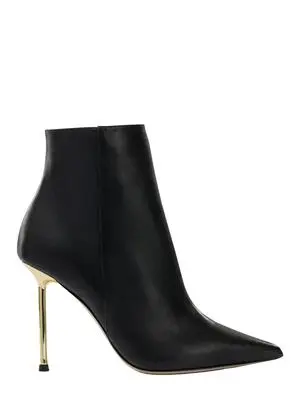 NINALILOU Pointed-toe Ankle Boots - Black
