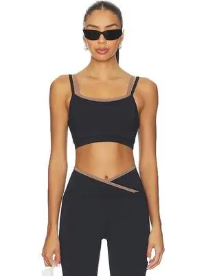Strut This The Rhodes Sports Bra In Black - Black & Malt