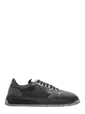 Iceberg Leather Panelled Sneakers - Black