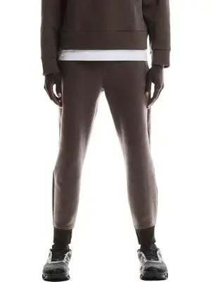 On Focus Tech Sweatpants - Pebble