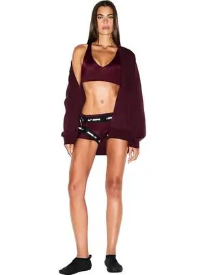 SKIMS V Neck Bra | Black | | Nike Shine - Currant