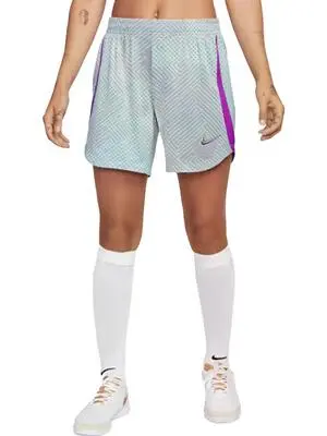 NIKE Swoosh Shorts