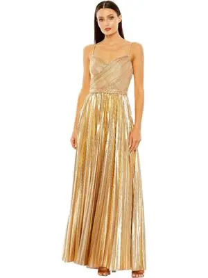 Mac Duggal Metallic Plisse Pleated Gown - Gold