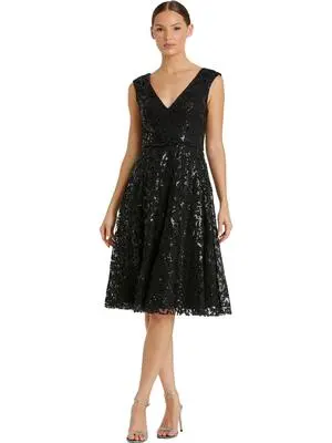 Mac Duggal V-neck Cap-sleeve Sequin Dress - Black