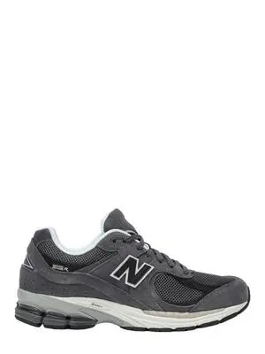 NEW BALANCE 2002r Low Top Sneakers - Grey