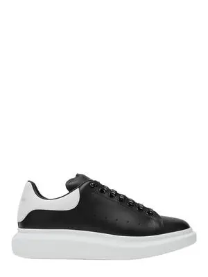 Alexander McQueen Oversized Sneakers - Black