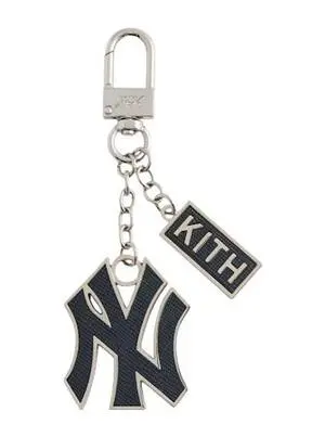 Kith X New York Yankees Keyring - Nocturnal