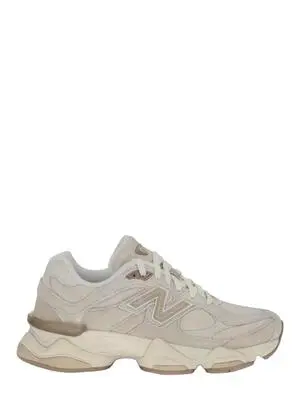 NEW BALANCE Logo Patch Sneakers - Neutrals