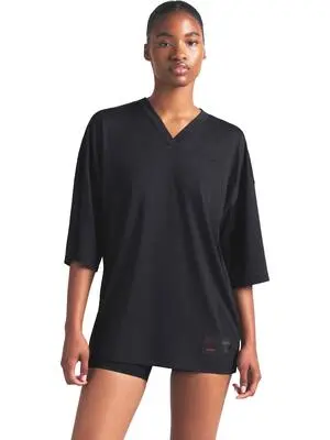 Nike Airy Oversized V-neck T-shirt - Black
