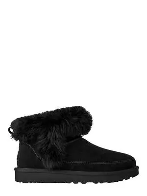 UGG Classic Ultra Mini Chalet Boot - Black