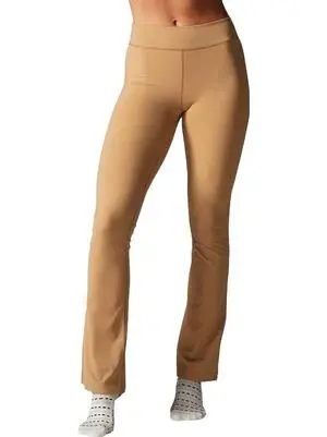 TAVI High-waisted Bootcut Pant - Camel