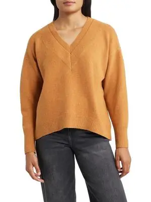 CITY BLUES Long Sleeve V-Neck Sweater Cognac