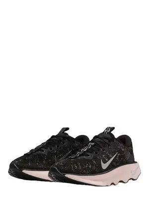 Nike Motiva Se Walking Sneaker - 001 Black/m Silv