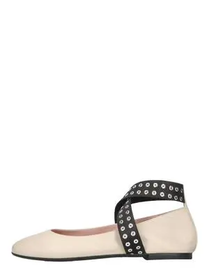 PRETTY BALLERINAS Ankle Strap Ballerina Flats