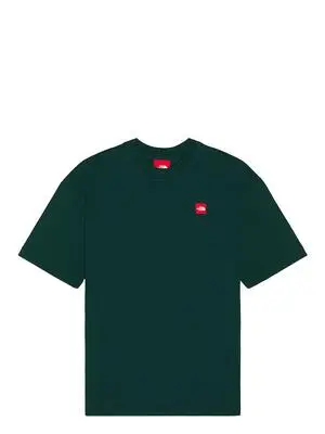 The North Face Red Box Tee In Green - Hunter Green