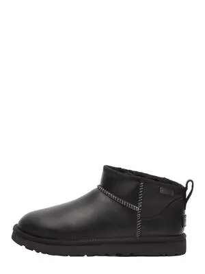 UGG Classic Ultra Mini Ankle Boots - Black