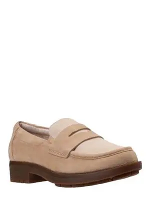 REVITALIGN Laurel Penny Loafer - Tan