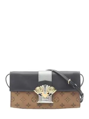 LOUIS VUITTON 2017 Monogram Reverse Column Clutch