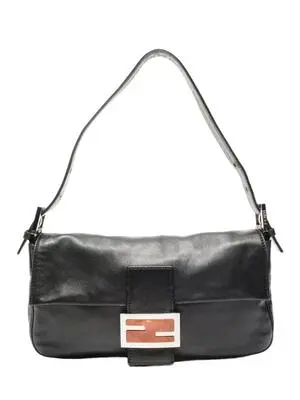 Fendi Logo-plaque Baguette Shoulder Bag - Black