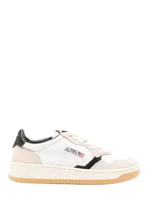 AUTRY Medalist Low Leather Sneakers - White