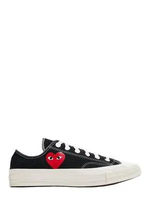 Play Comme Des Garcon Chucky Taylor 70 Small Red Heart Low Top Sneakers - Black