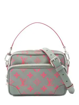 LOUIS VUITTON 2010-2026 Monogram Glow Nil Crossbody Bag - Grey