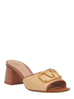 Valentino Garavani Vlogo Signature Slide Sandal - Beige
