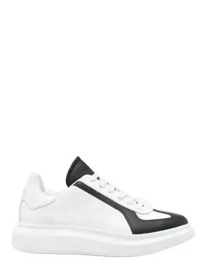 Alexander McQueen Oversized Lace-up Low-top Sneakers - White