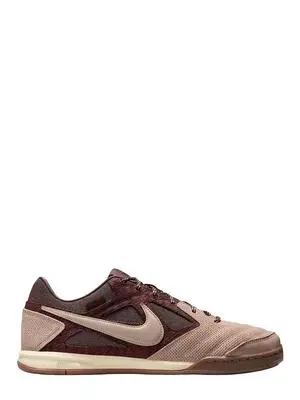 Nike Gato Athletic Shoe - Brown