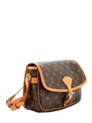 LOUIS VUITTON Sologne Handbag Monogram Canvas - Brown