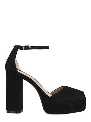 STUART WEITZMAN Sabrina Platform Pump