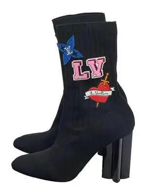 LOUIS VUITTON Heart Motif Knit Boots - Black